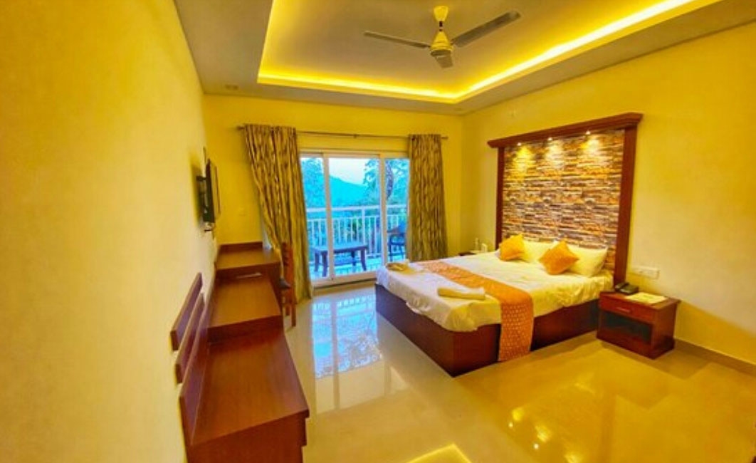 Trio Revia Resort - Anachal, Munnar